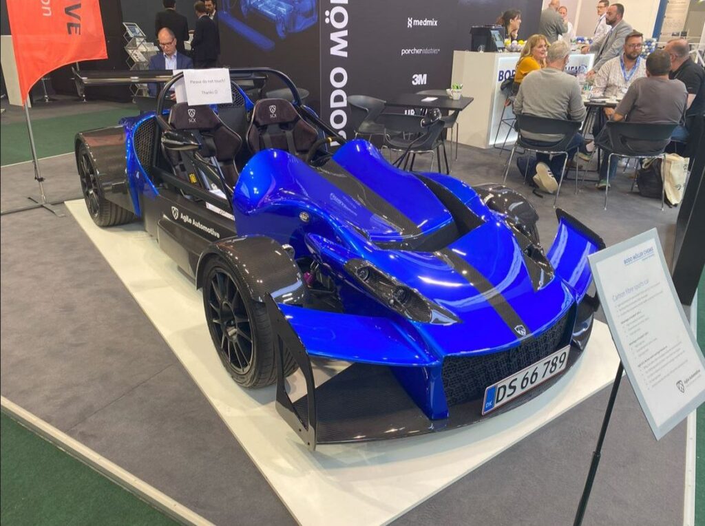 CIMComp - The EPSRC Future Composites Manufacturing Research Hub